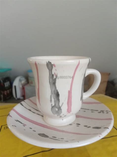 сервиз за кафе Съдове Сервизи Прибори Варна 6 броя чашки и 6 броя чинийки