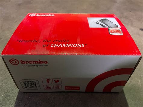 Rear Brembo Brake Kit Drilled Rotors Ceramic Pads Sensors 996 997