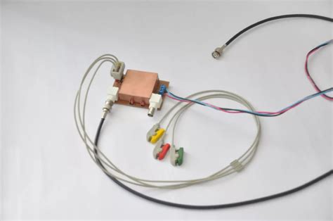 Design Of An ECG Signal Acquisition Module Front End With Adaptive