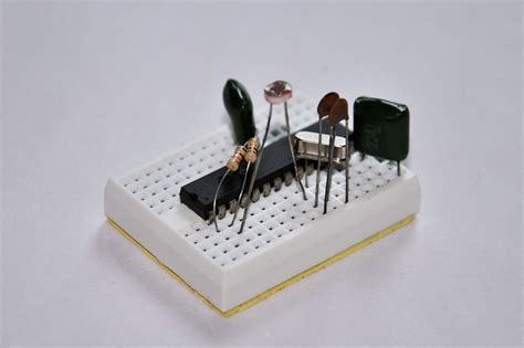 Automatic Monitor Brightness Controller