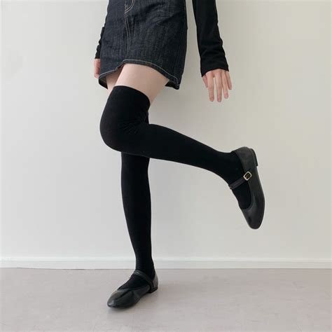 블루씨티 [무배 압박스타킹] 다리가 얇아지는 3기장 베이직 무지 쫀쫀 니삭스 반 스타킹 양말 2color