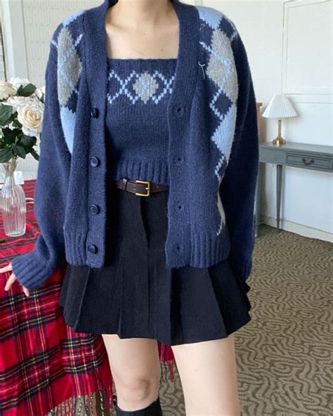 라일락 아가일 뷔스티에 니트 가디건