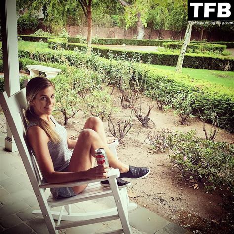 Samantha Ponder Sexy 7 Photos Thefappening