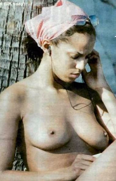 File Naomi Ryan Boobpedia Encyclopedia Of Big Boobs