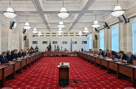 Темата за затваряне на въглищни мощности обсъдиха ГЕРБ СДС и