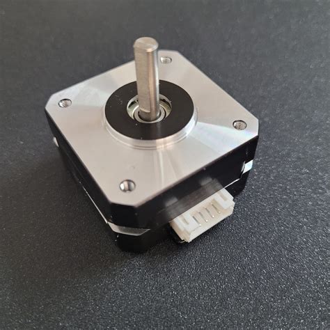 Stepperonline Nema 17 Stepper Motor 17he08 1004s Dconqueror3d