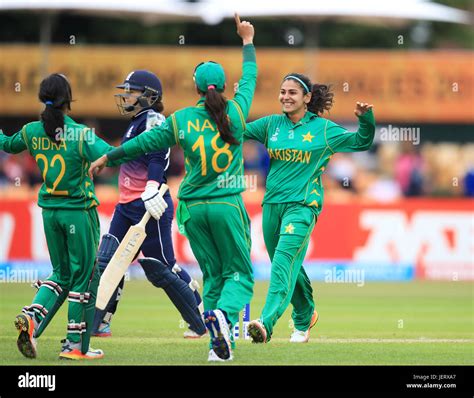 Pakistans Kainat Imtiaz Right Celebrates Taking The Wicket Of Englands Tamsin Beaumont