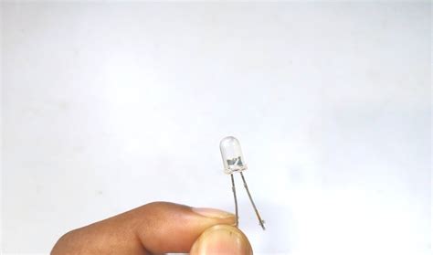 Make Simple Touch Sensor Using Bc547 Transistor 4 Steps Instructables