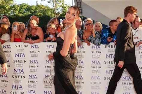 Love Islands Molly Smith Obsessed With New Perfume That Has ‘luxury