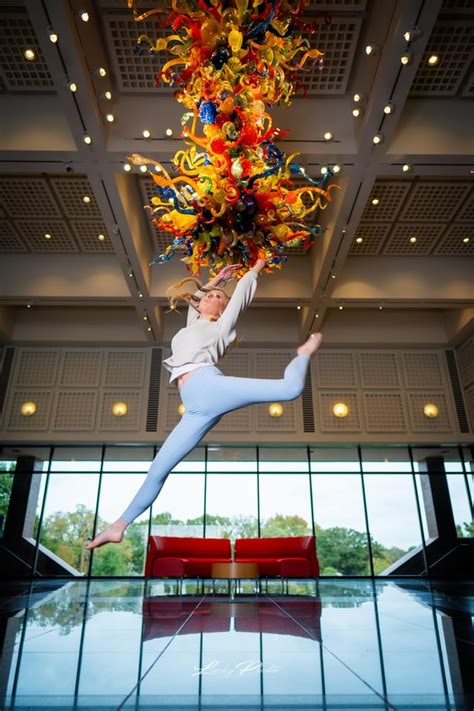 Contemporary Dance In Art Museum R Sonyalpha
