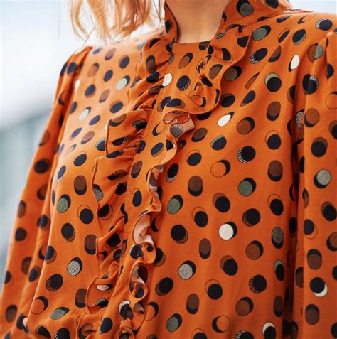 Sewing Pleats And Frills ‒ With These Helpful Accessories