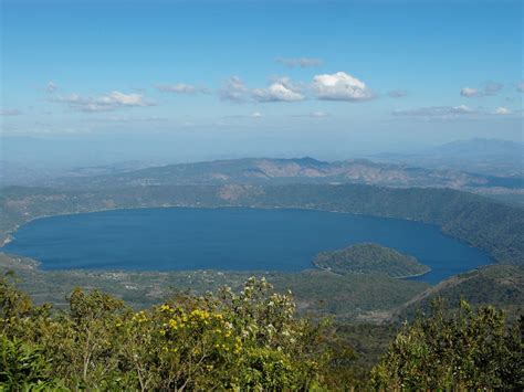 Lago Coatepeque In El Salvador
