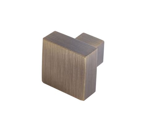 Trafalgar Square Cupboard Knobs Roundtower Hardware