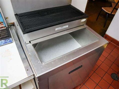 cornelius cb2323 ahk 8 selection soda dispenser with ice bin and 2 selection horchata dispenser