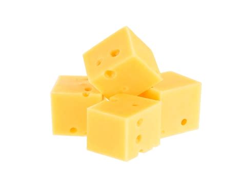 깨진 된 치즈 흰색 배경에 고립 무료 사진