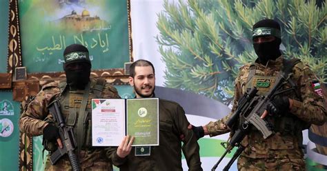 이스라엘 총리실 하마스가 인질 모욕해 수감자 석방 연기