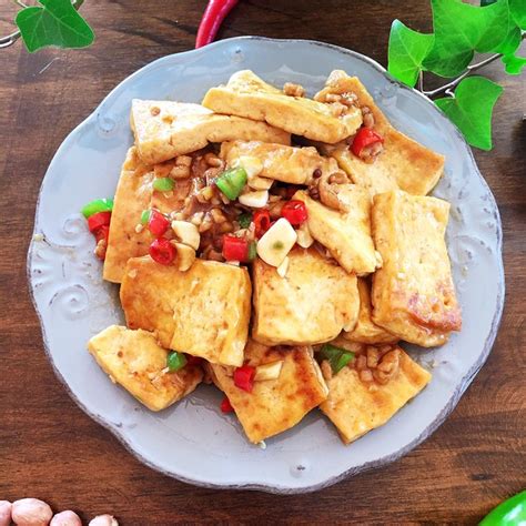 【农家豆腐的做法步骤图，农家豆腐怎么做好吃】王小小爱美食下厨房
