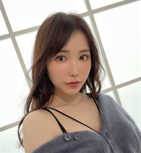 흰피부 슬랜더 몸매의 정점인 배우 인스티즈 Instiz 이슈 카테고리