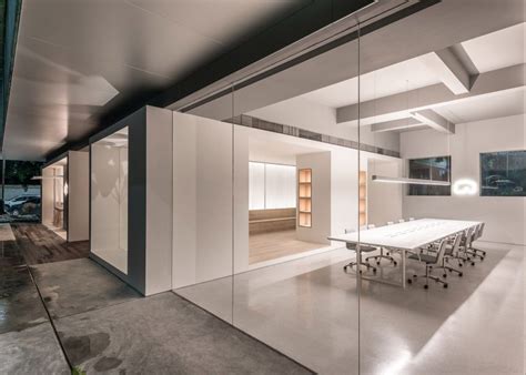 Of The Best Minimalist Office Interiors Where There S Space To Think