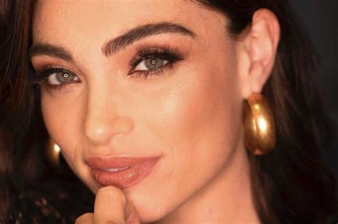 Lorella Boccia In Lingerie Infiamma Il Web Bellissima Chemusica