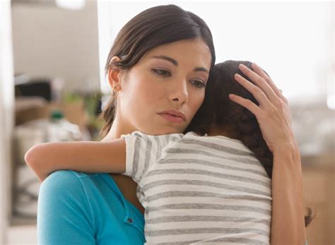 დედამთილი რძალზე ეჭვიანობს შვილიშვილს შვილად იღებს რჩევები ვივიენისგან