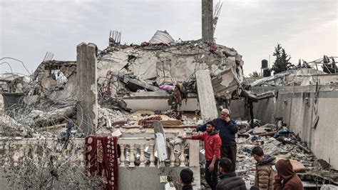 Израил Газанын Рафах шаарында операция жүргүзүүгө даярдык көрүүдө