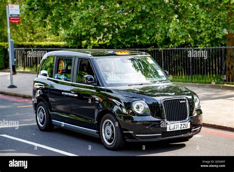 London Black Taxi Cab In London England United Kingdom On Friday May