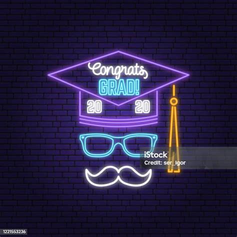 벡터 클래스 2020 네온 밝은 간판 빛 배너 벡터 졸업 캡과 콧수염네온 타이포그래피 디자인 졸업 파티 포스터 전단지 조명 배너용 템플릿 0명에 대한 스톡 벡터 아트 및