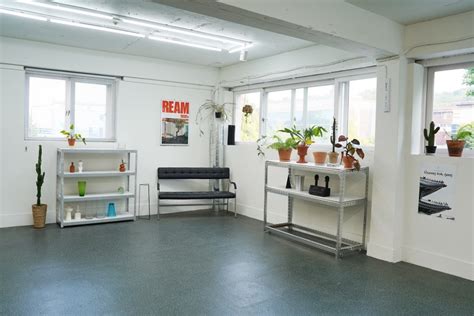 디자이너의 작업실 스페이스클라우드