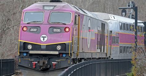 Mbta Should Let Massdot Take Over Commuter Rail Lawmaker Says Cbs Boston