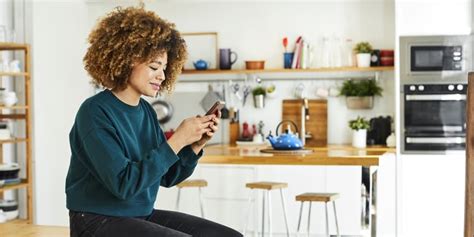 50 Best Hinge Prompt Answers Popsugar Love And Sex