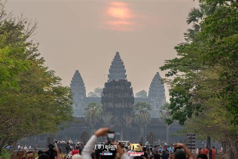 ទឹកដីសៀមរាបអង្គរ Added A New Photo ទឹកដីសៀមរាបអង្គរ