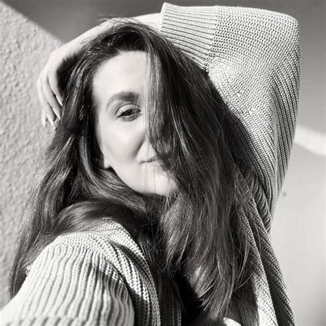 𝐀𝐑𝐈𝐀𝐍𝐄 Allaboutariane • Threads Say More