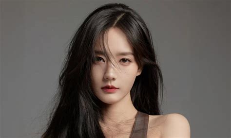 Profil Dan Biodata Li Yi Tong Lengkap Agama Umur Pacar Dan Ig Berita Hot And Heboh Terbaru