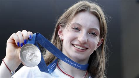 美國隊申訴無效 羅馬尼亞選手重獲奧運女子自由操銅牌 國際 香港文匯網