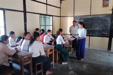 နှစ် ၈၀ ပြည့် တပ်မတော်နေ့အထိမ်းအမှတ် သတင်းစကား လက်ကမ်းစာစောင်များ ကံမမြို့နယ်၌ ဖြန့်ဝေ