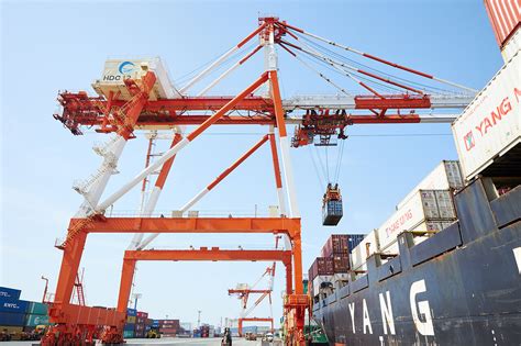 港湾荷役事業 横浜船舶作業株式会社