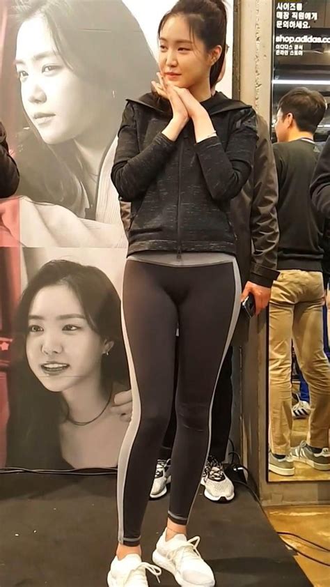 연예인에 있는 ㅣㅅㆍㄴㄷ ㄱ돈님의 핀 여자 골프 패션 레깅스 패션 섹시한 의상