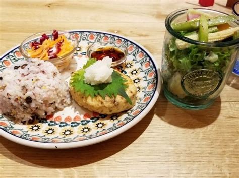 豆腐ハンバーグに合う献立のおかず27選！副菜・付け合わせのおすすめをレシピで紹介！ レシピ 豆腐ハンバーグ レシピ 人気