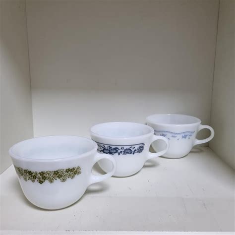 빈티지 파이렉스 밀크글라스 찻잔 헬로마켓