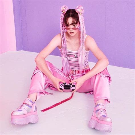 Online Boutique For The Misfits And Miss Legits Dolls Kill Japanese Street Fashion Harajuku