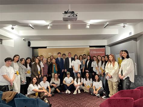 Студент Филиала МГУ в Ереване участник Школы правовой грамотности для молодых соотечественников