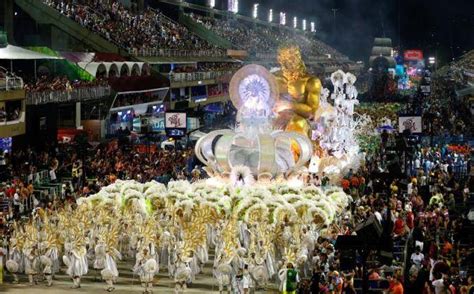 Carnaval De R O De Janeiro Fiesta Color Y Baile En La Fiesta M S Tradicional De Brasil Fotos