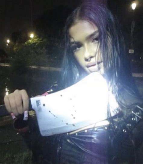 Female Tuff Pfp Ideas In Pretty Selfies Y K Profile Picture Swag Era