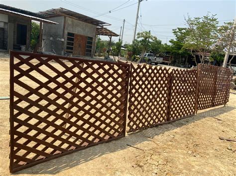 ราวนะเบียงตกแต่งแบบตาข่าย ไม้สักสวยๆเลยค่ะ มี5ชิ้น ขนาดกว้าง 274x127cm ขนาดกว้าง 268x127cm