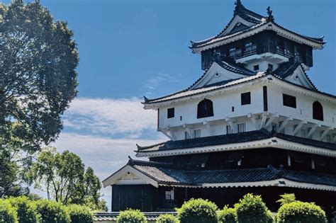 岩国城へ錦帯橋から200mを一気に登るロープウェイからの絶景へ