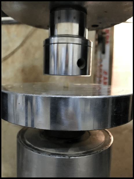 Sample On The Cell Load Of Instron Download Scientific Diagram