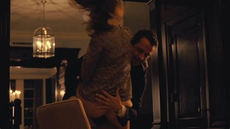 Голая Натали Голд в Succession