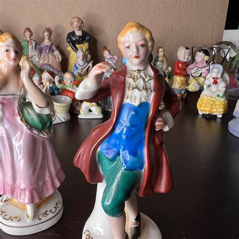 Vintage 1940s Made In Occupied Japan Colonial Couple Dancing Figurines