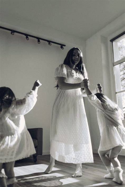 Мама и дочки мама и дочки в студии